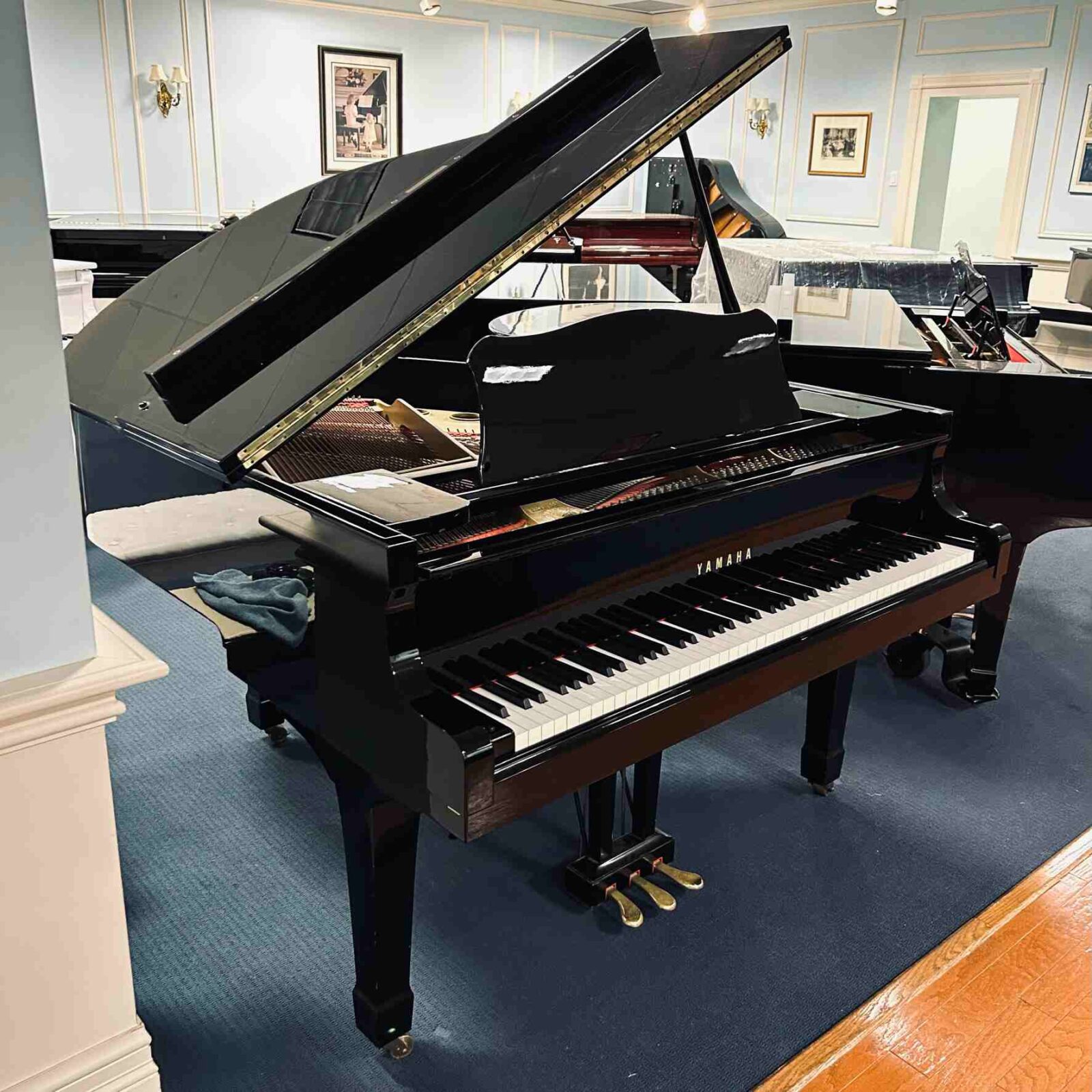 Used Yamaha G1 Grand Piano in Ebony Polish - Merriam Music